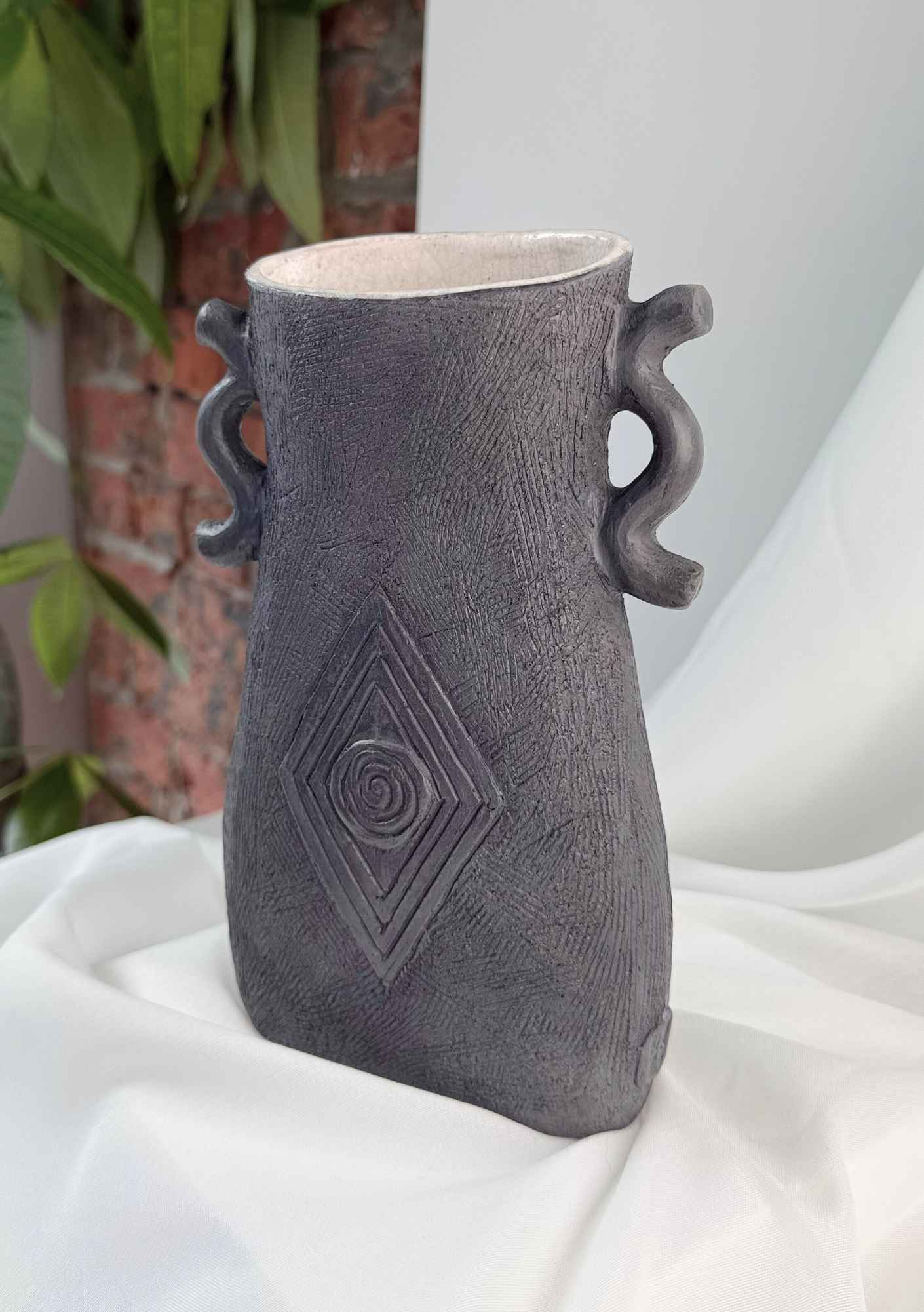 Tall Black Textured Pot with Handles | Alan Ball | The Biscuit Factory